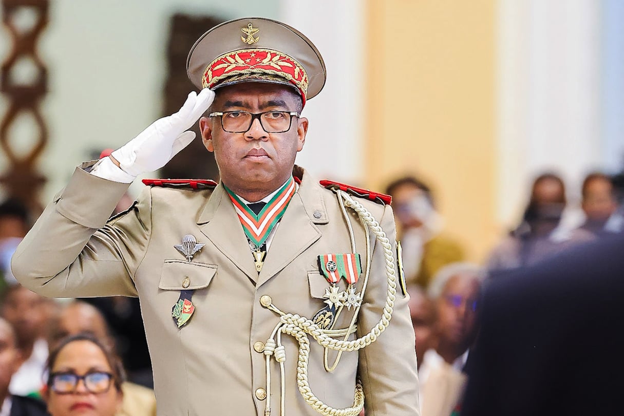 Madagascar : Qui est Michael Randrianirina, le colonel devenu chef de l ...