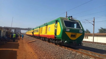 94 ans après, le train renaît à Touba : les GTS annoncent la gratuité ...